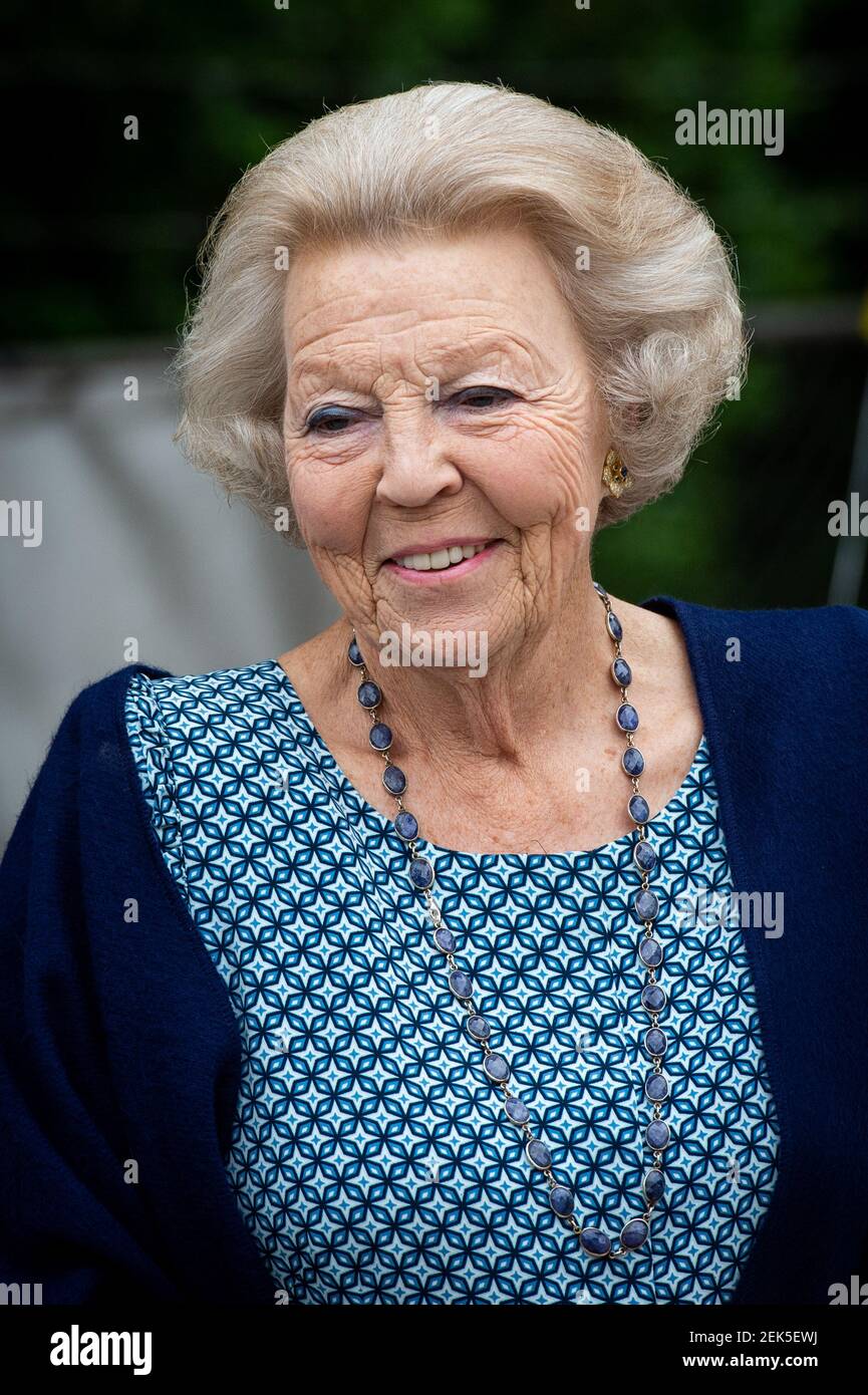 Princess Beatrix during a visit to the national Outdoor Play Day ...