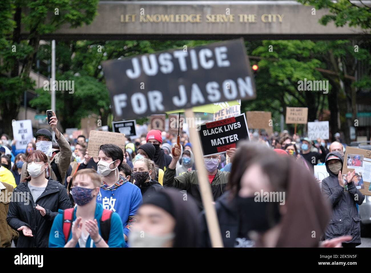 Disarm Portland State University protesters march to the Campus Public ...