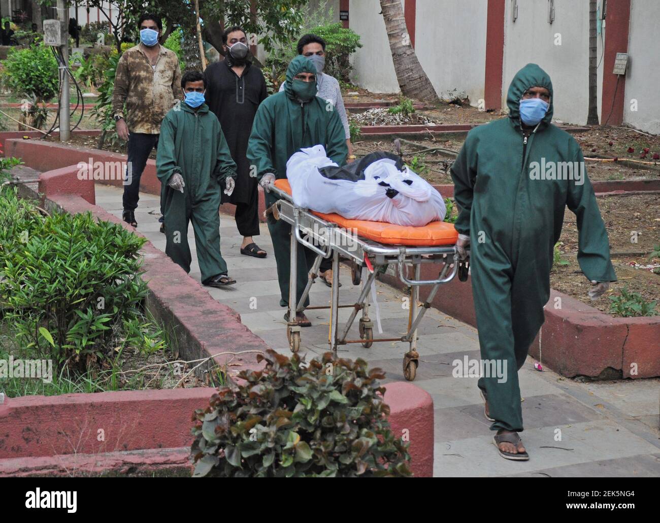 (EDITORS NOTE: Image depicts death) A dead body of a covid-19 patient ...