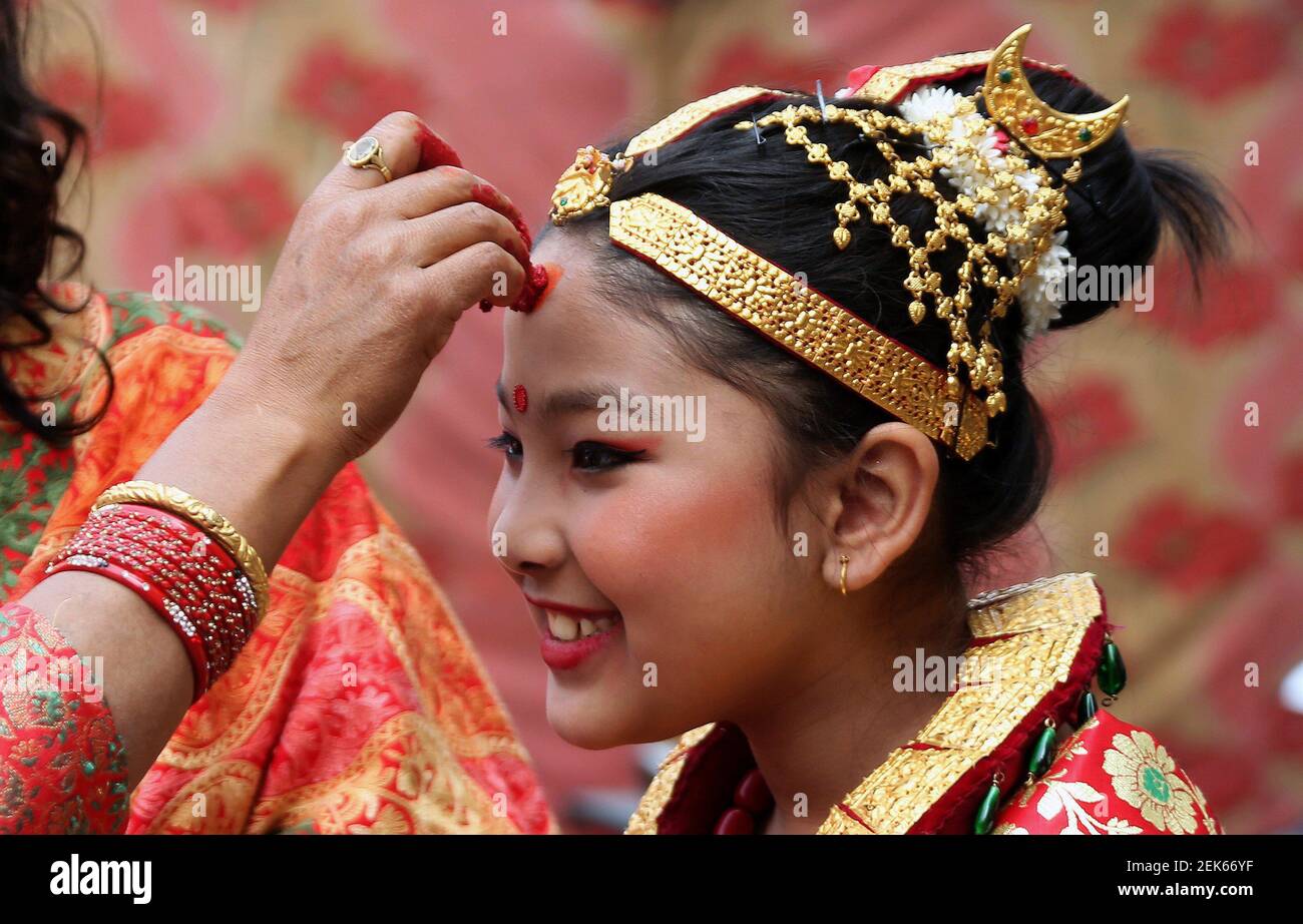 Red tika hi-res stock photography and images - Alamy