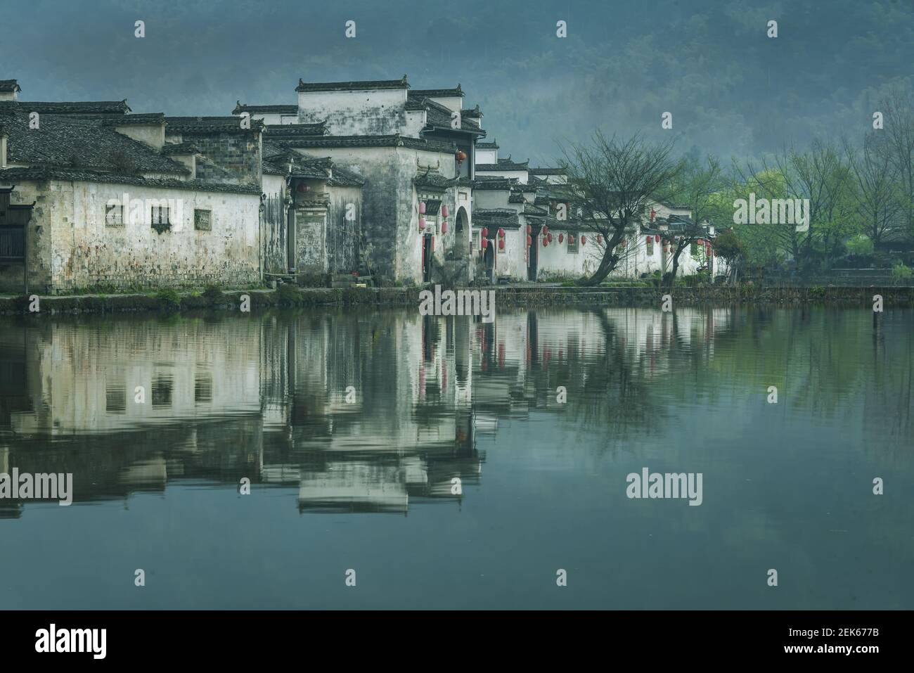 Undated photos show the amazing scenery of Hongcun Village, looks just ...