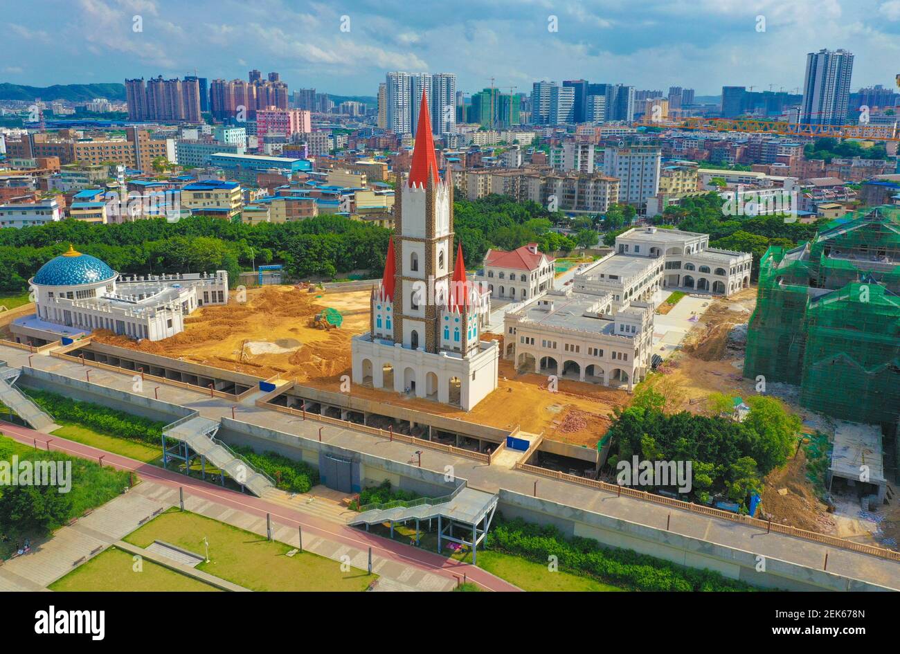 Recently, a gothic style church located in Tingzi dock along Yongjiang ...