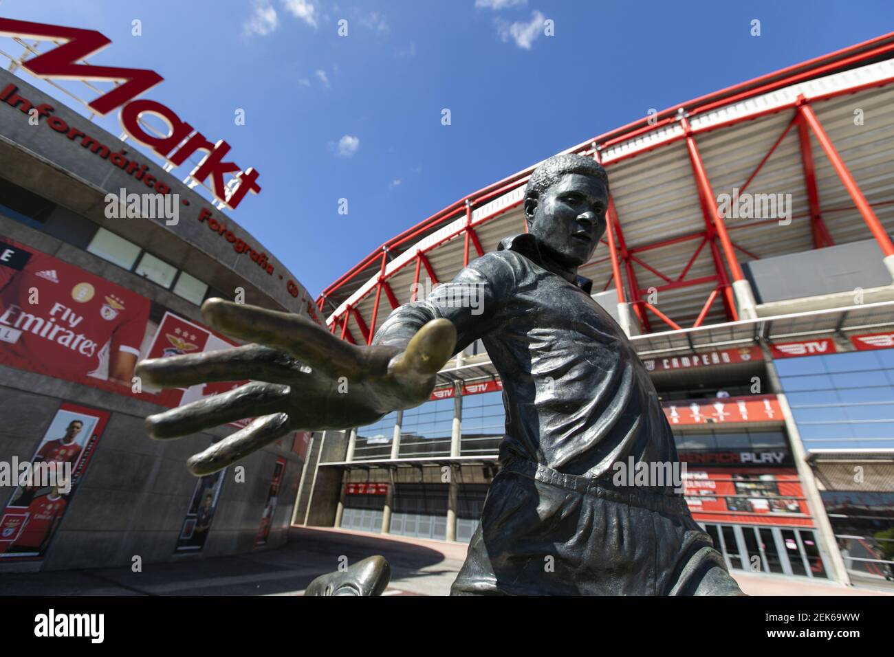 The statue of Eusebio, legendary Benfica player, outside the Luz ...