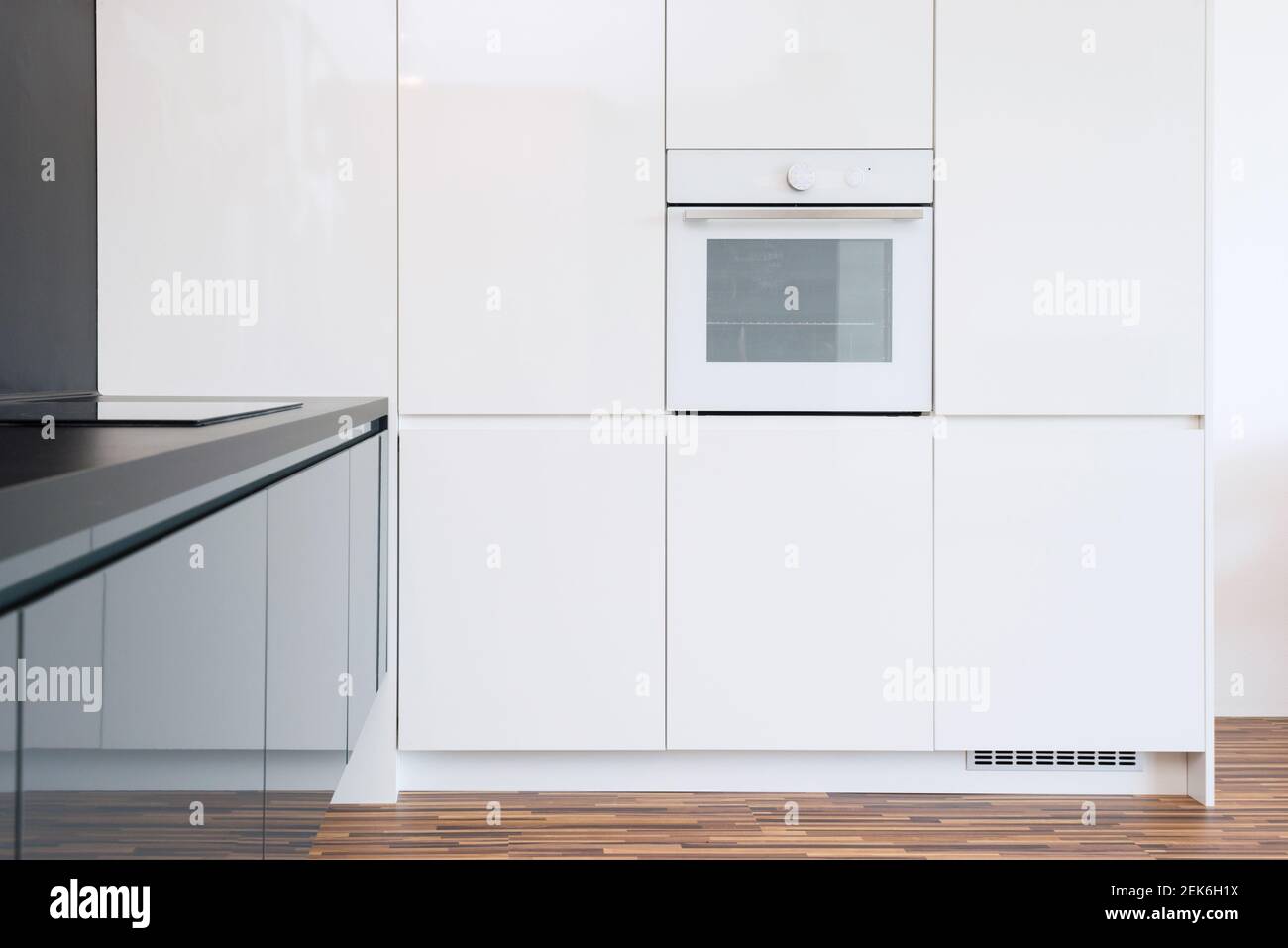 Modern kitchen detail hi-res stock photography and images - Alamy