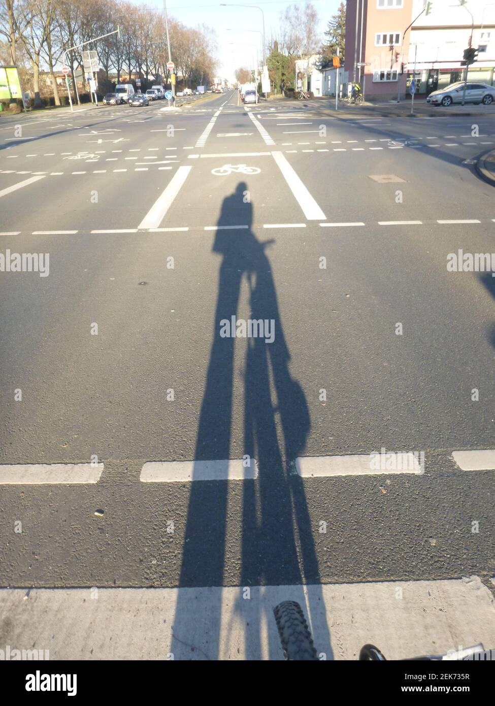 Segregated cycleway hi-res stock photography and images - Alamy