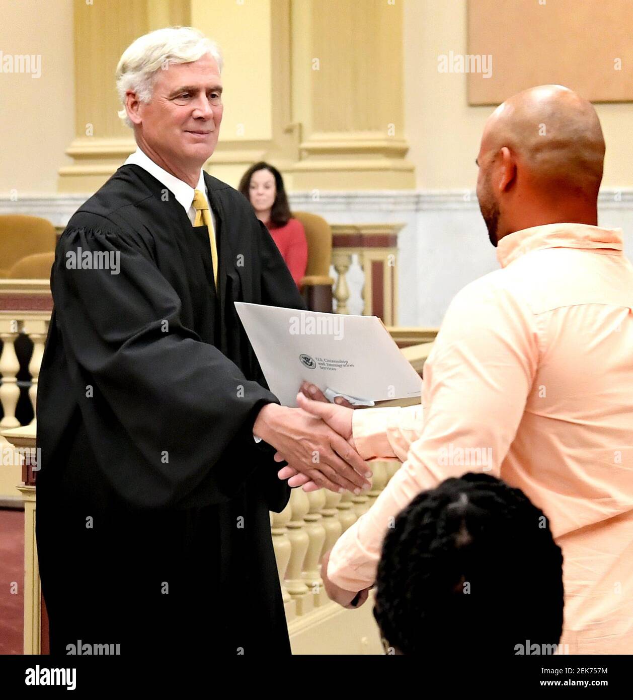 Network certificate hi-res stock photography and images - Alamy