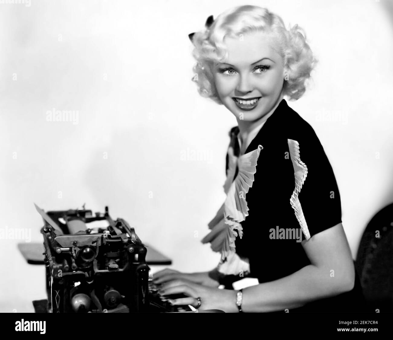 TOBY WING (1915-2001) American film actress about 1935 Stock Photo - Alamy