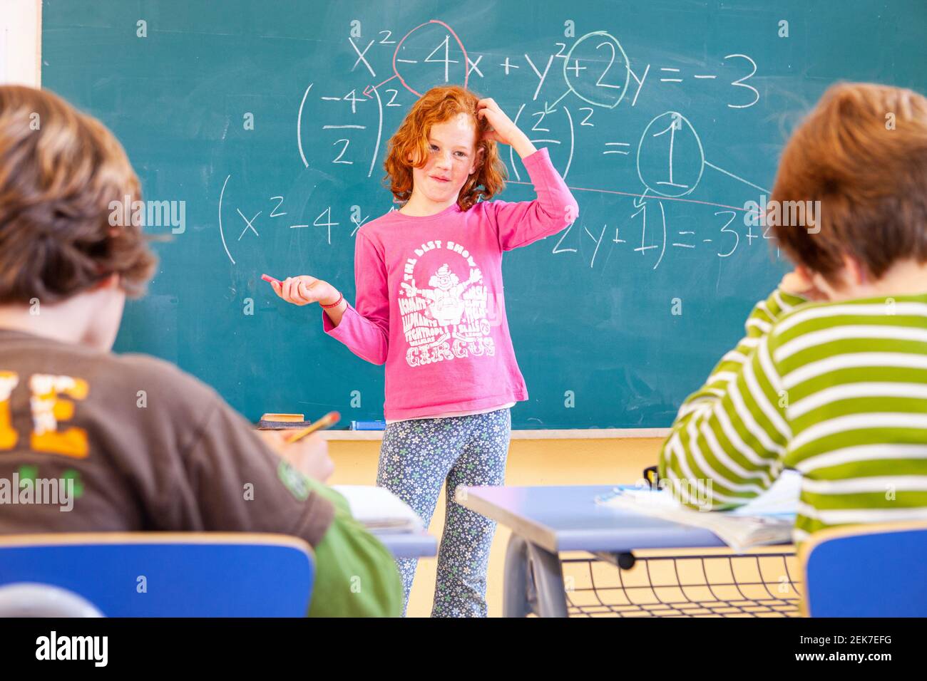 Children studying mathematics in an elementary school classroom Stock ...