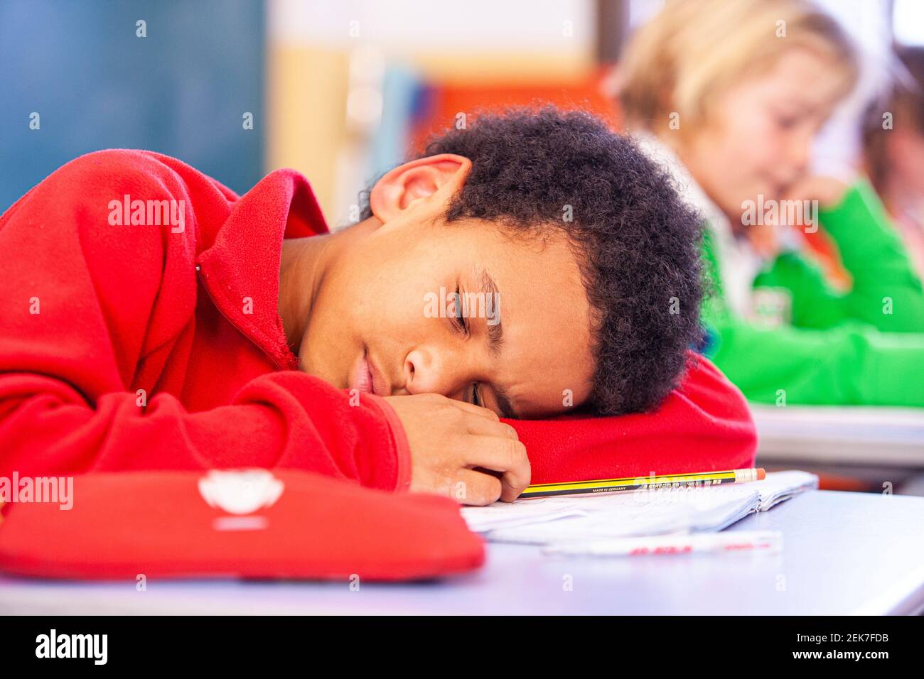 Kids Sleeping In Class Back To School In UAE: Why Students Must Return