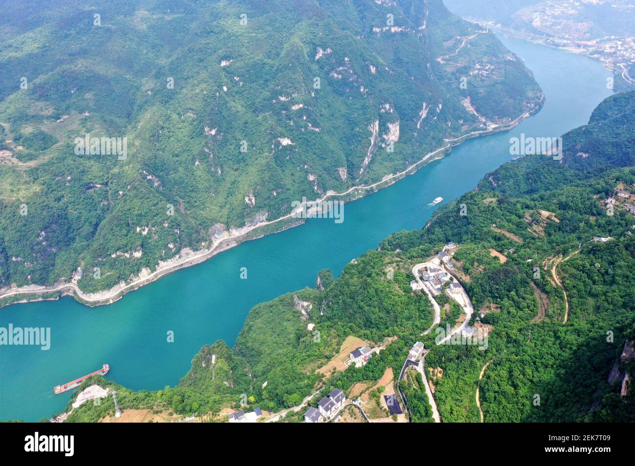 Aerial view of the Yangtze River Yichang section, which begins fishing ...
