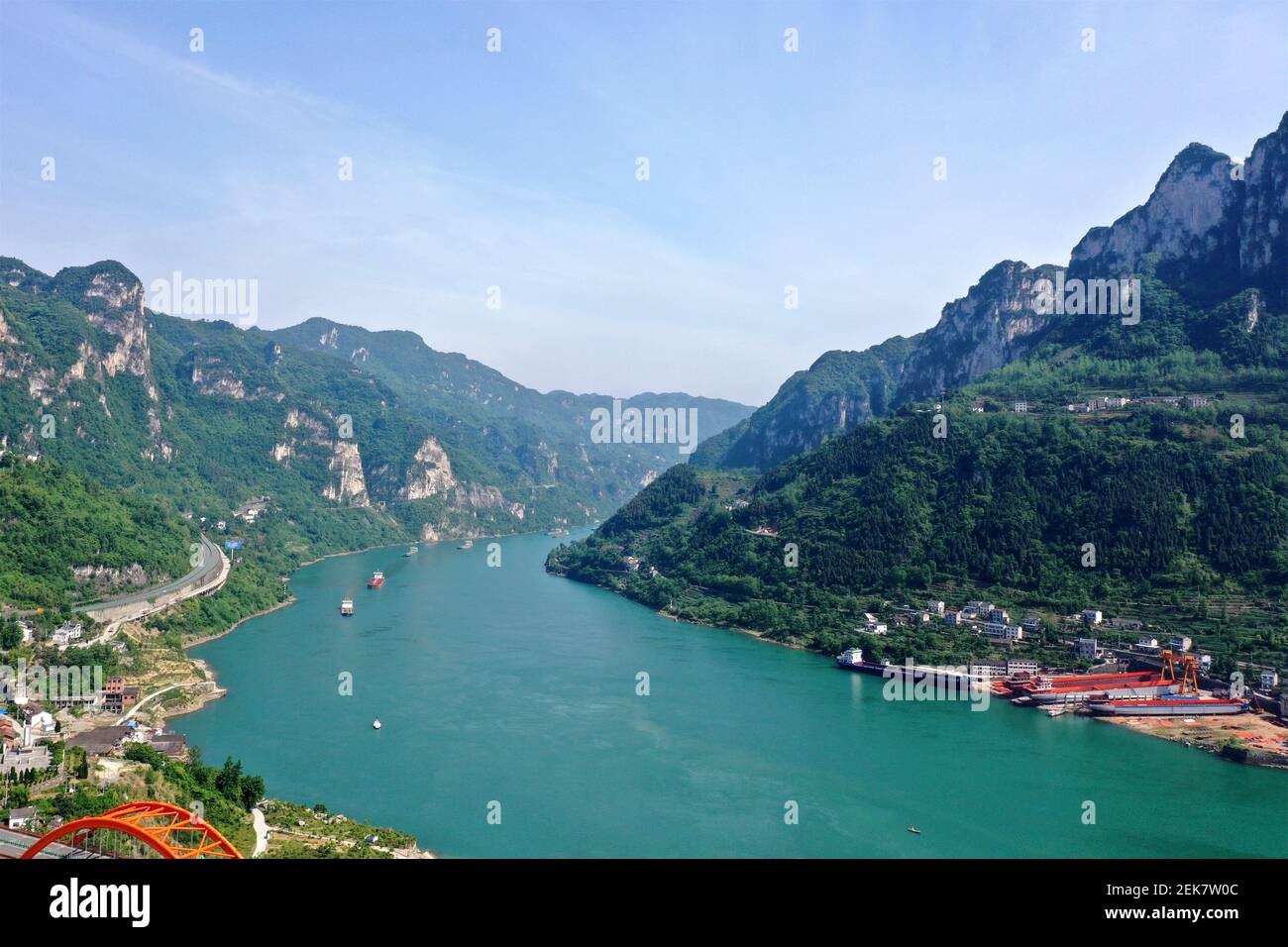 Aerial view of the Yangtze River Yichang section, which begins fishing ...