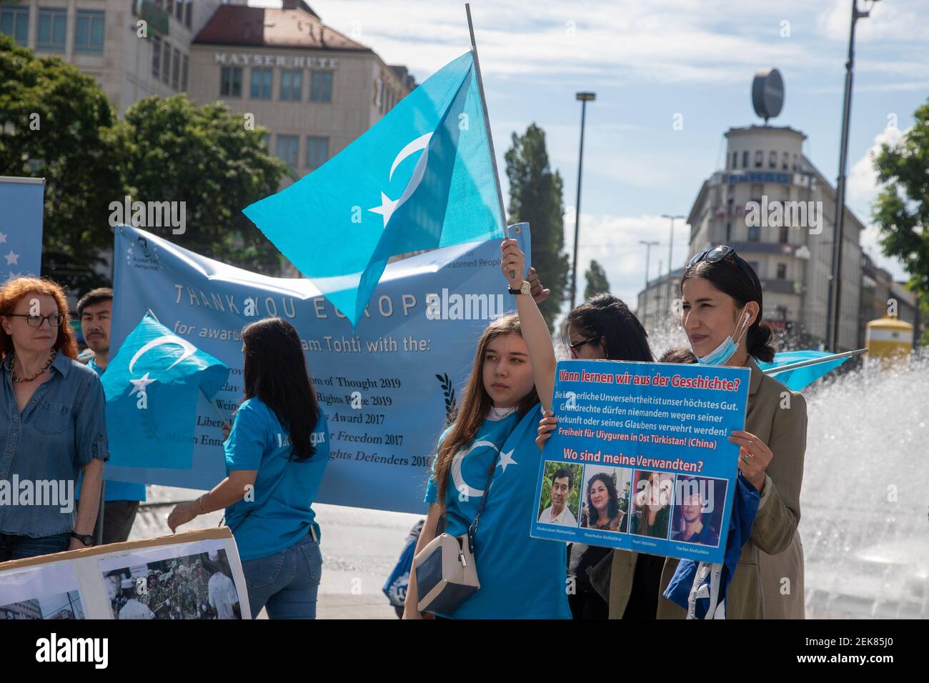Protest der uiguren hi-res stock photography and images - Alamy