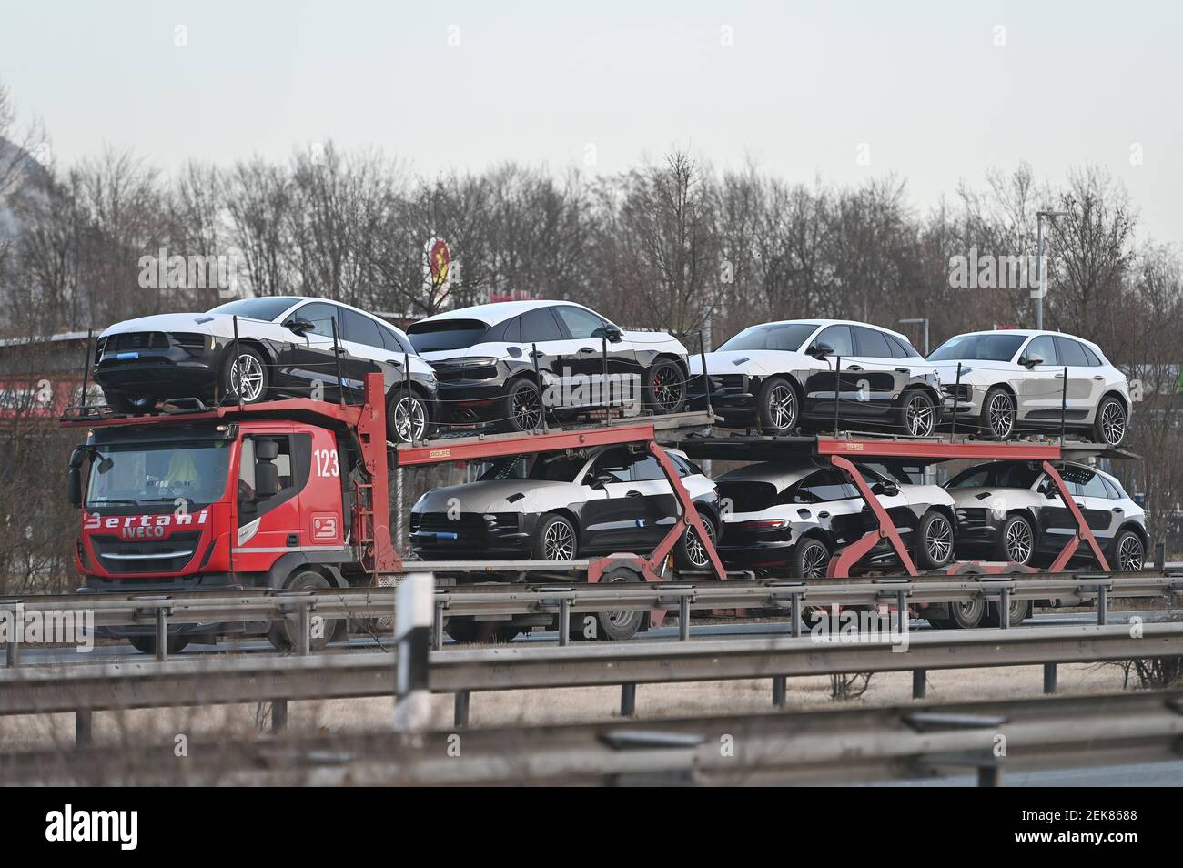 Car transport, car transporters transport new cars across the border ...