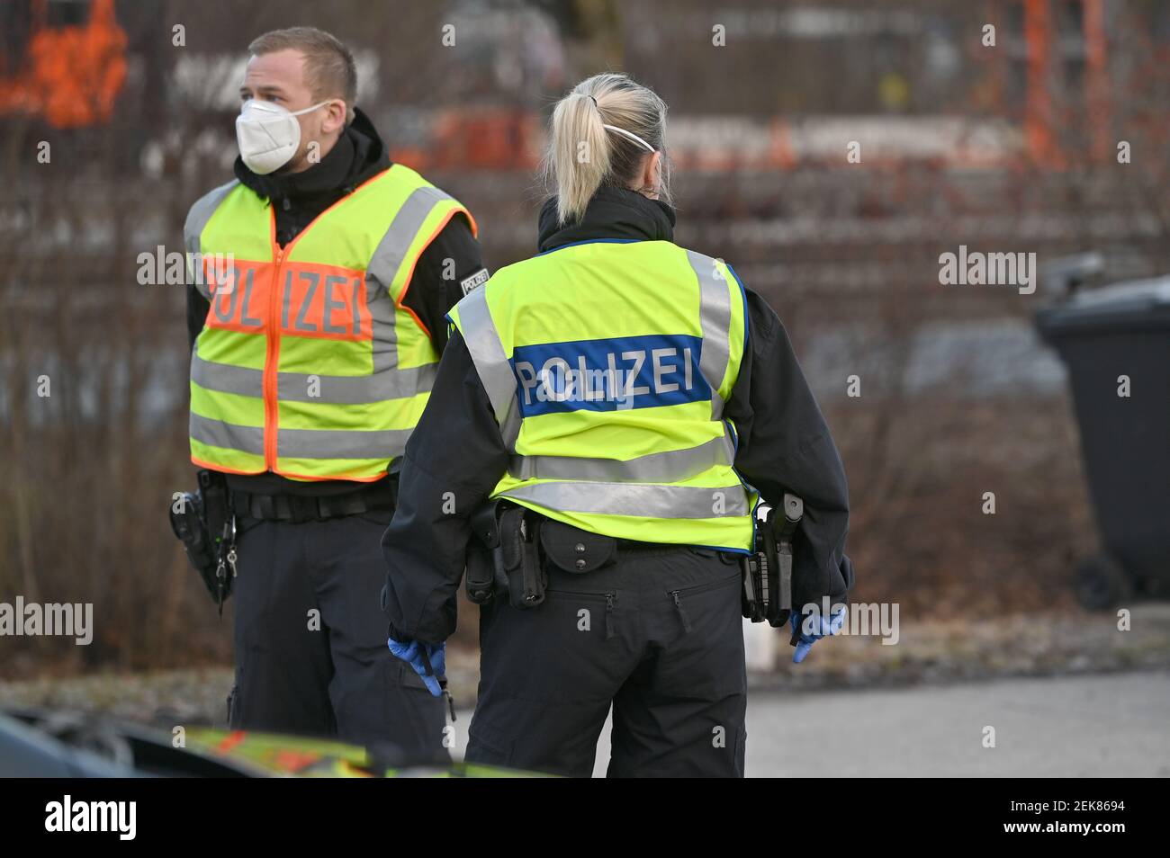 Border controls hi-res stock photography and images - Alamy