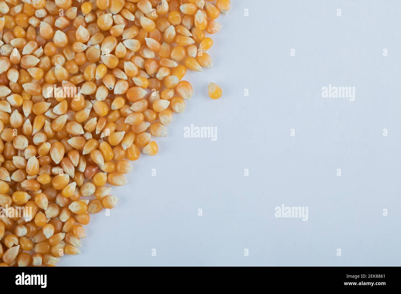 Popcorn grains hi-res stock photography and images - Alamy