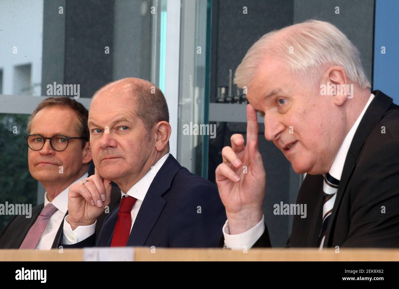 Berlin, Germany. 23rd Feb, 2021. Michael Müller (l-r), (SPD), Berlin's ...