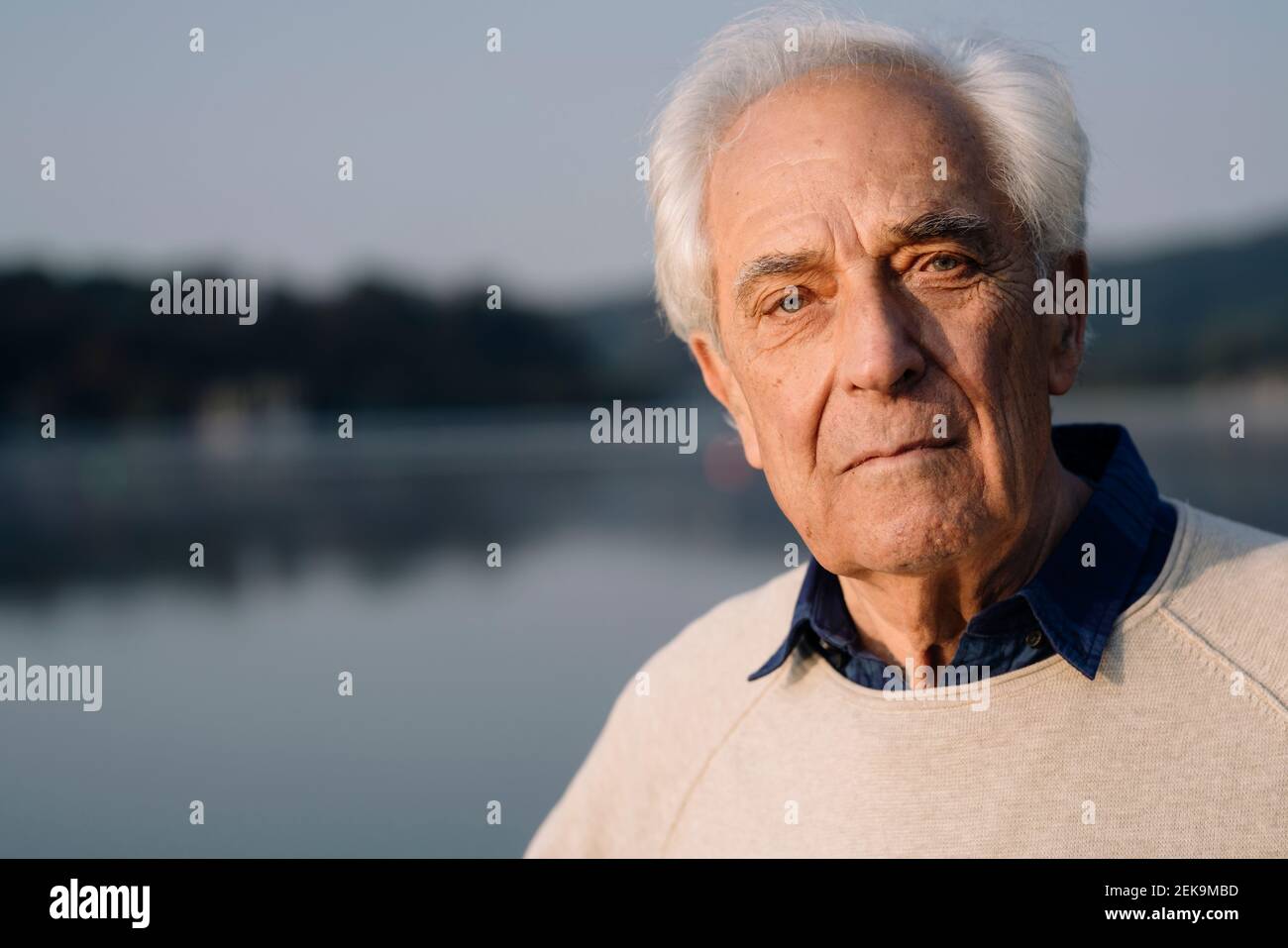 Blank expression man standing hi-res stock photography and images - Alamy