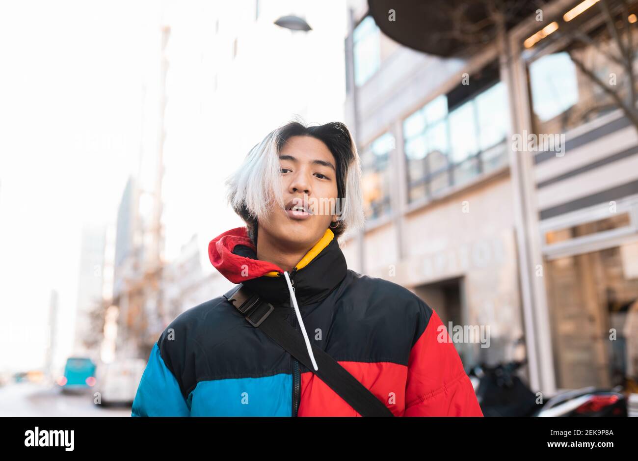 Long hair man camera hi-res stock photography and images - Alamy