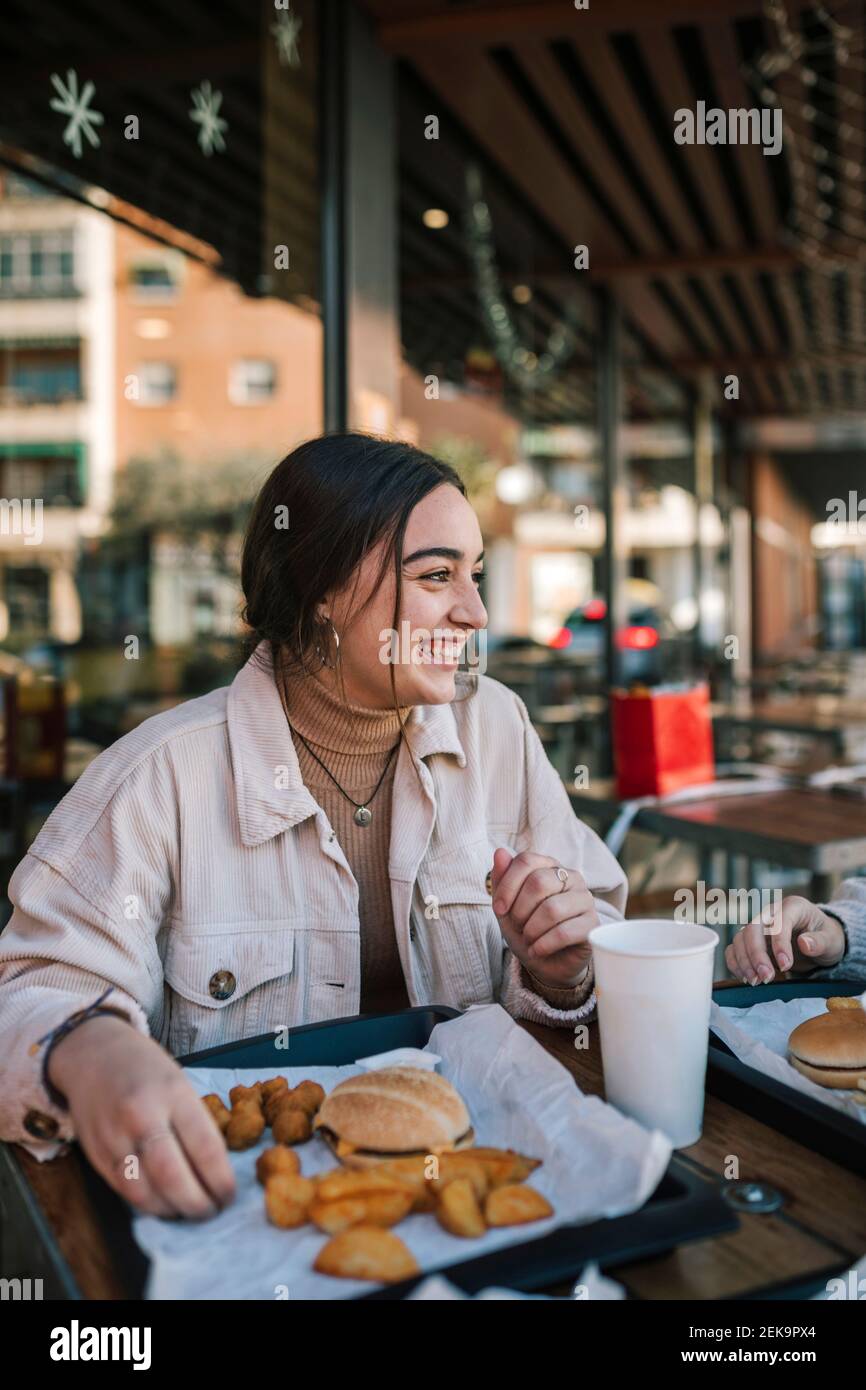 Two Girls Fast Food Restaurant High Resolution Stock Photography and ...
