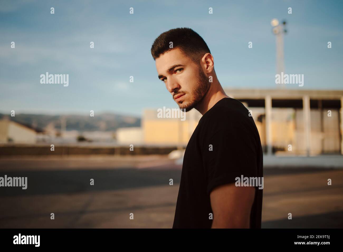 Angry man hi-res stock photography and images - Alamy