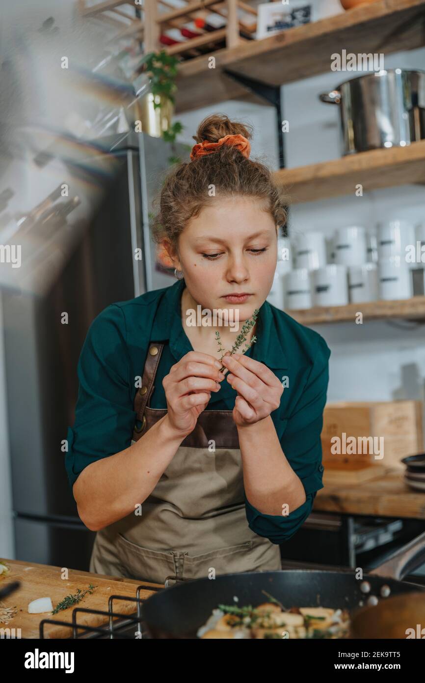 Kitchen person smelling hi-res stock photography and images - Alamy