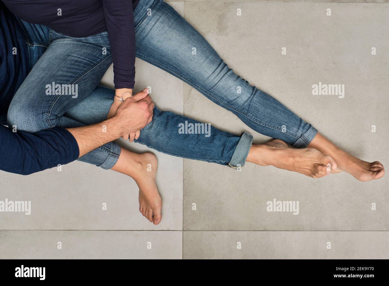 Legs together hi-res stock photography and images - Alamy