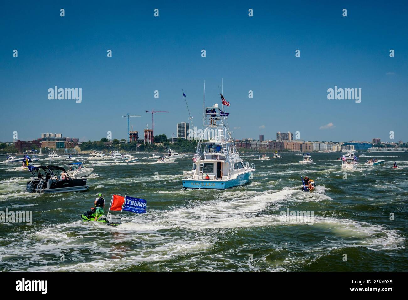 A group called Boaters For Trump New York organized the first Trump ...