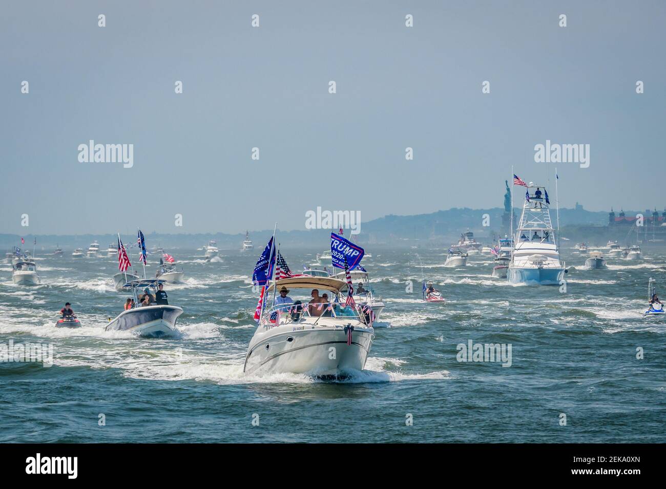 A group called Boaters For Trump New York organized the first Trump ...