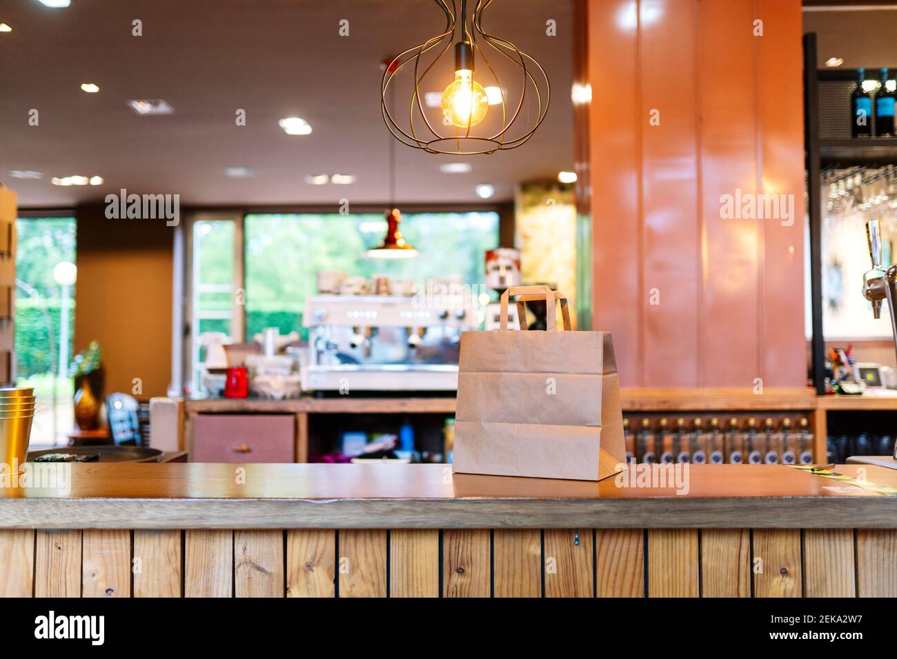 Restaurant counter hi-res stock photography and images - Alamy