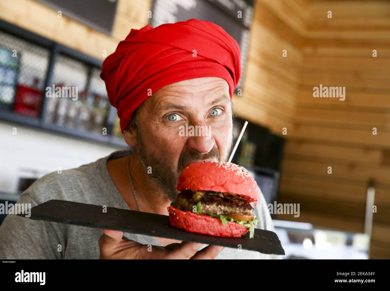 São João do Estoril, 07/16/2020 - Restaurante Chakburger, by chef ...