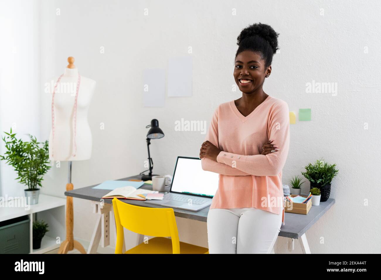 Mannequin office hi-res stock photography and images - Alamy
