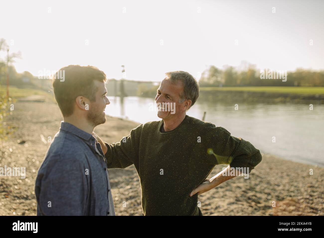 Advice family hi-res stock photography and images - Alamy