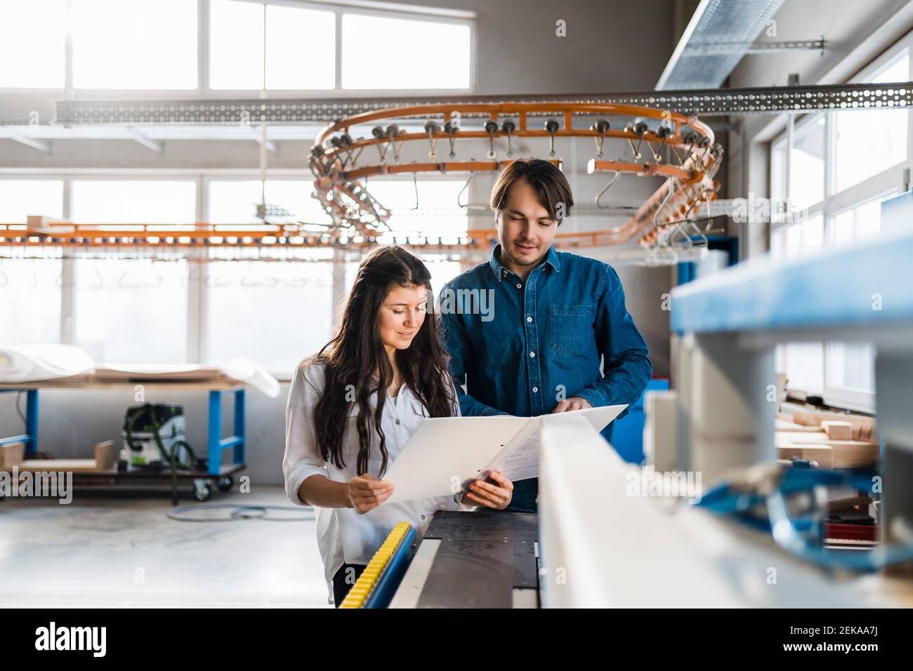 Industry inspector team working hi-res stock photography and images - Alamy