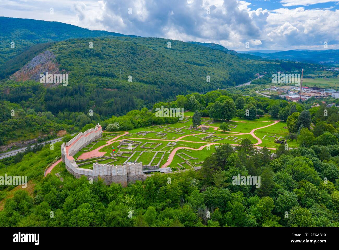 Ruins of Krakra fortress in Bulgarian town Pernik Stock Photo - Alamy