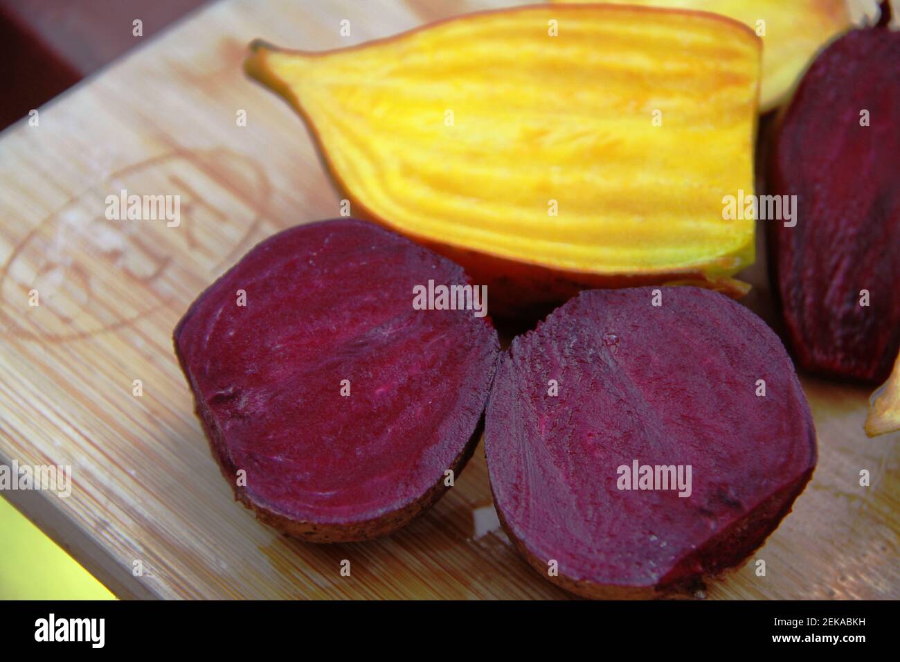 Beetroot cross section hi-res stock photography and images - Alamy