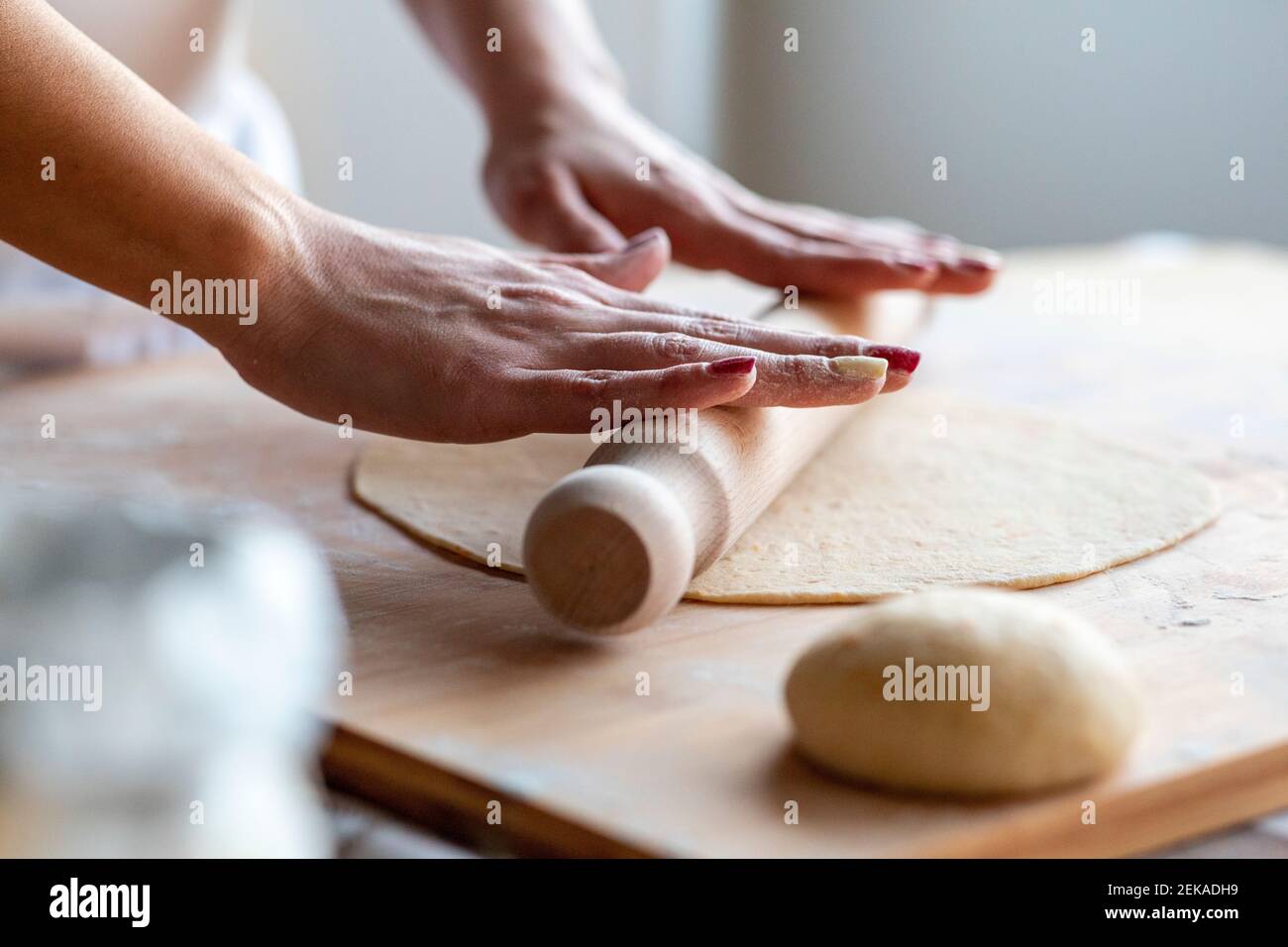 Rolling board hi-res stock photography and images - Alamy