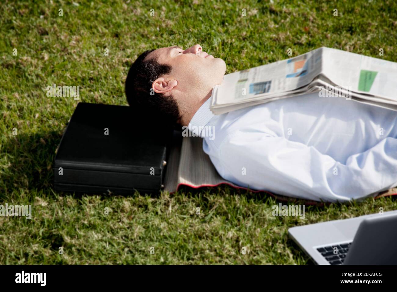 Napping in a park hi-res stock photography and images - Alamy