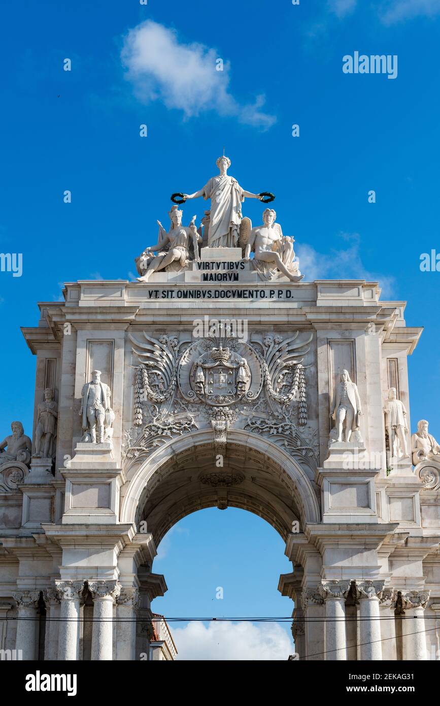 Rua augusta arch against blue sky hi-res stock photography and images ...