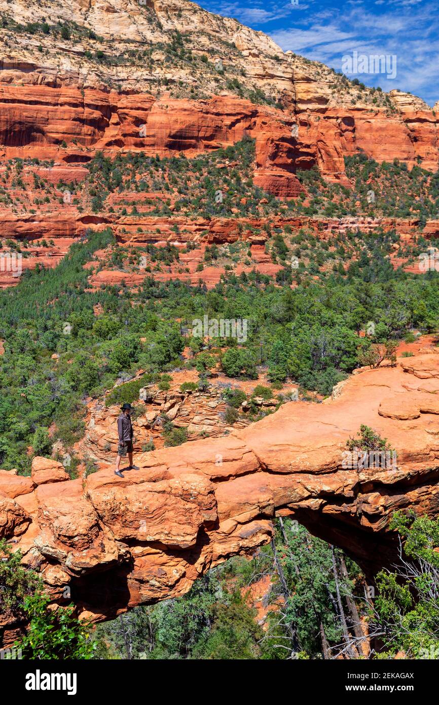 Mature male hiker at Devil`s Bridge Trail, Red Rocks, hiking, Sedona ...