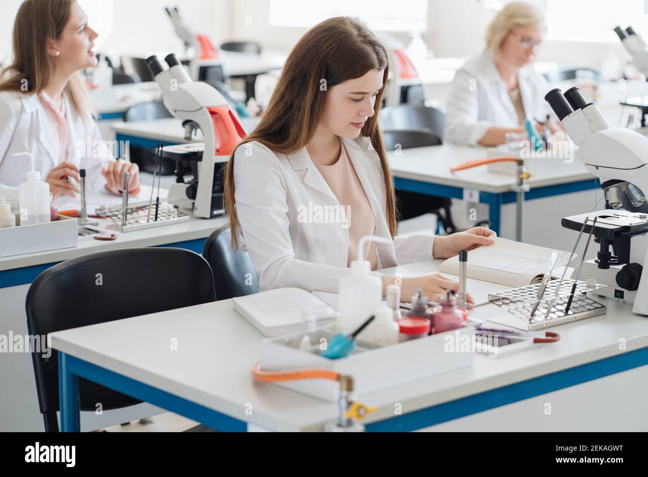 Stem education female hi-res stock photography and images - Alamy
