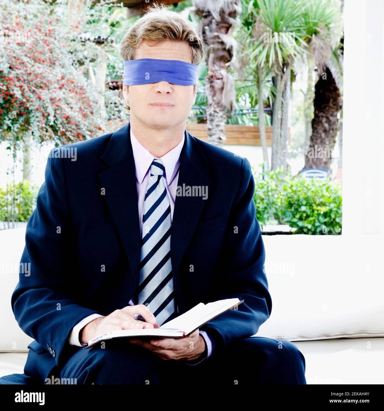 Blindfolded ignorance hi-res stock photography and images - Alamy