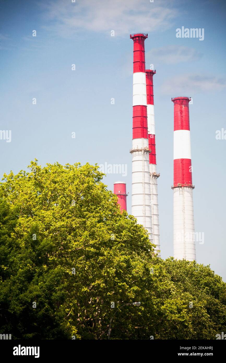 Smoke stacks north america hi-res stock photography and images - Alamy