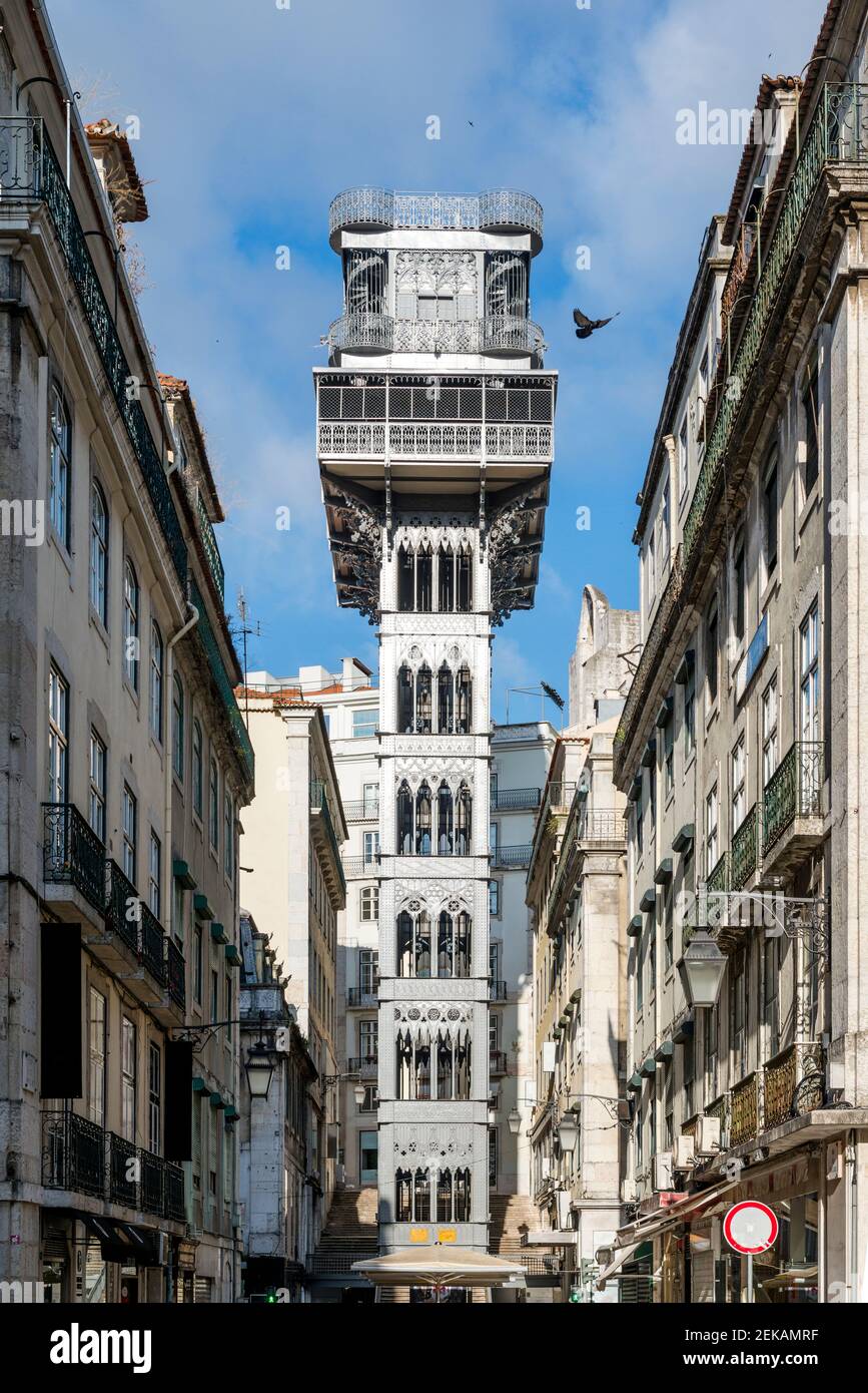 Elevador de santa justa old town buildings hi-res stock photography and ...