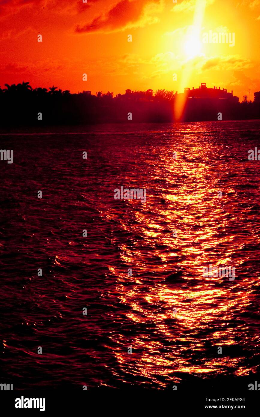 Ocean at sunset, Miami Beach, Florida, USA Stock Photo - Alamy