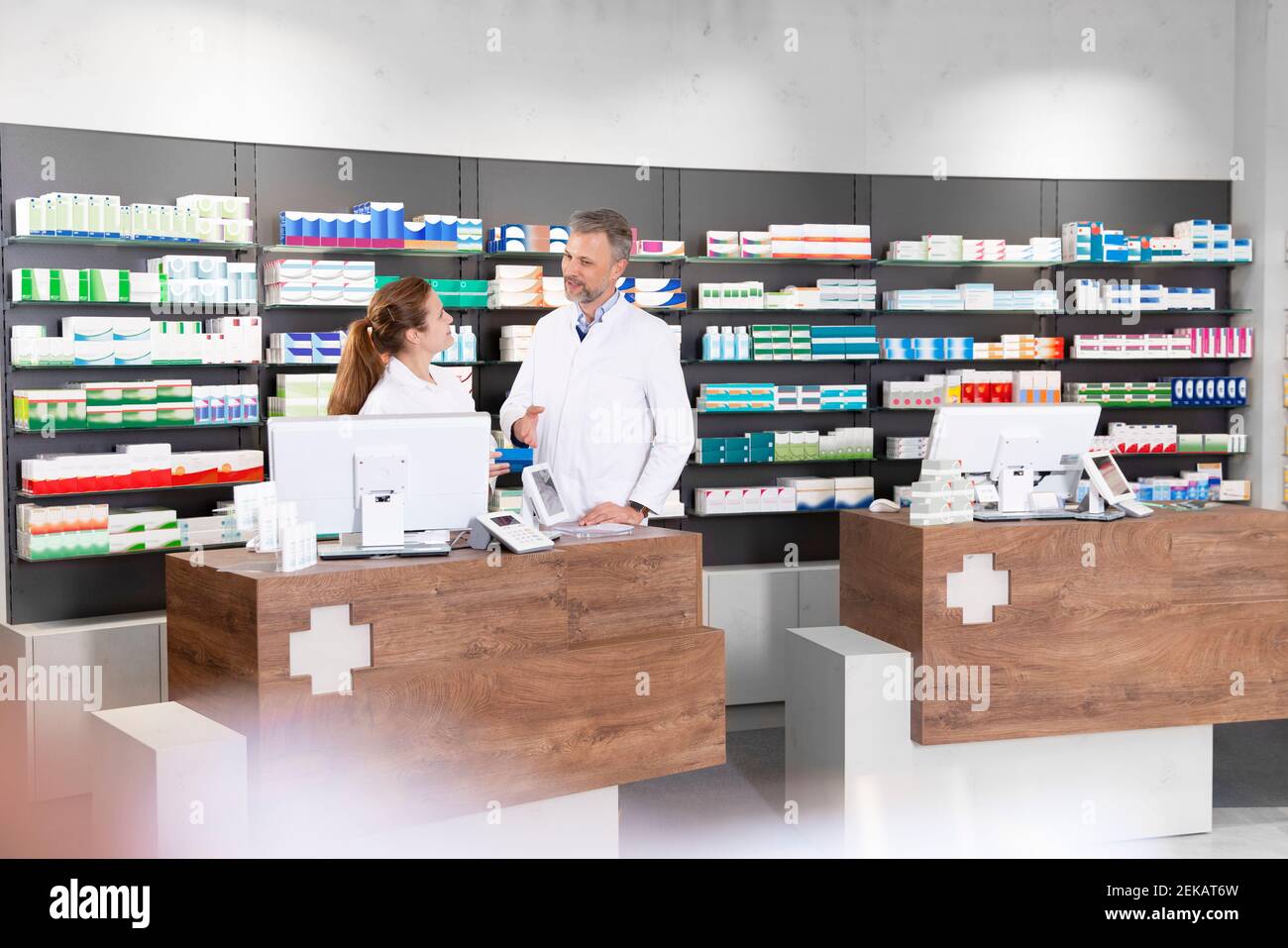 Pharmacy counter hi-res stock photography and images - Alamy