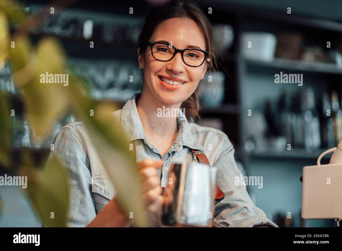 Cafe manager hi-res stock photography and images - Alamy