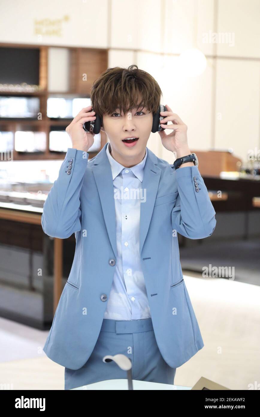 Taiwanese actor and singer Aaron Yan, who was one of the members of ...