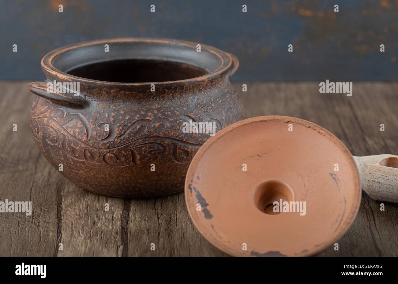 Ancient utensils hi-res stock photography and images - Alamy