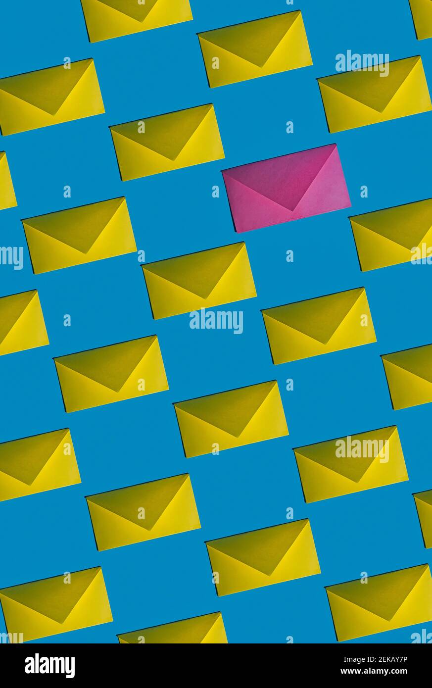 Envelopes pattern hi-res stock photography and images - Alamy