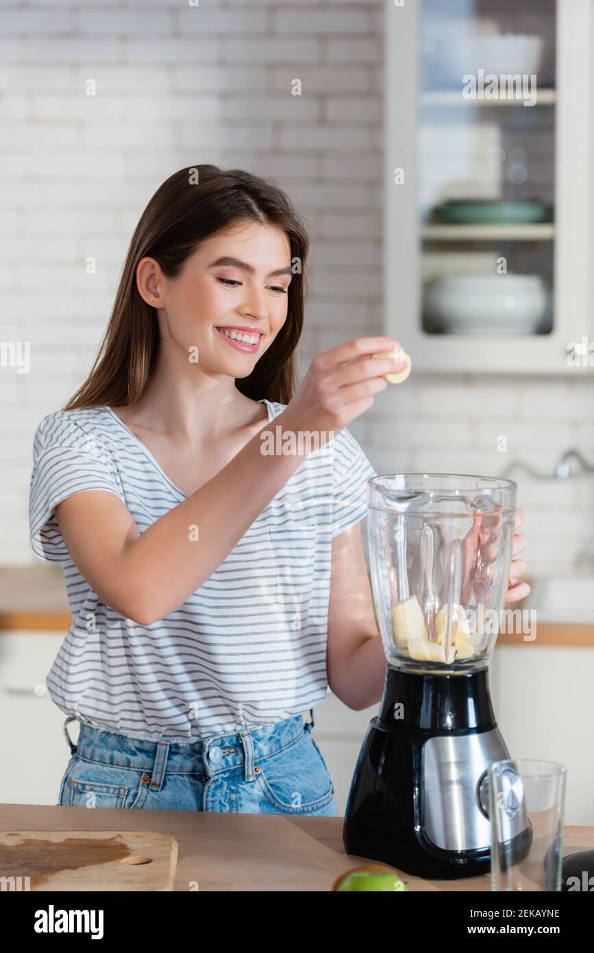 Woman kitchen mixer blender hi-res stock photography and images - Alamy
